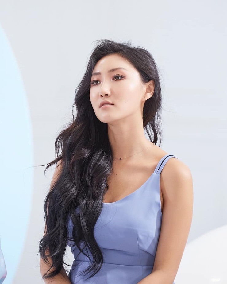 Picture of Hwasa