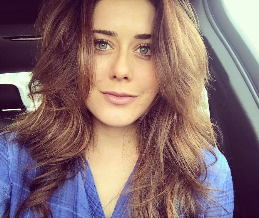 Picture of Manon Mathews