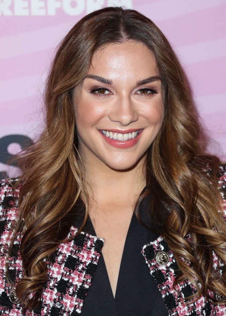 Picture of Allison Holker