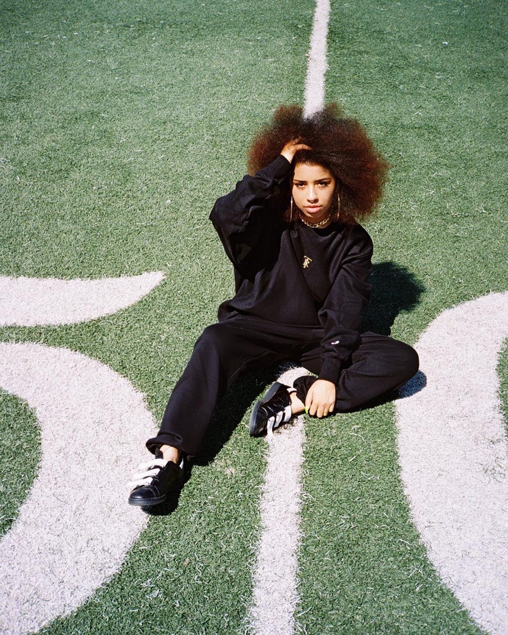 Picture of Lee Velvet