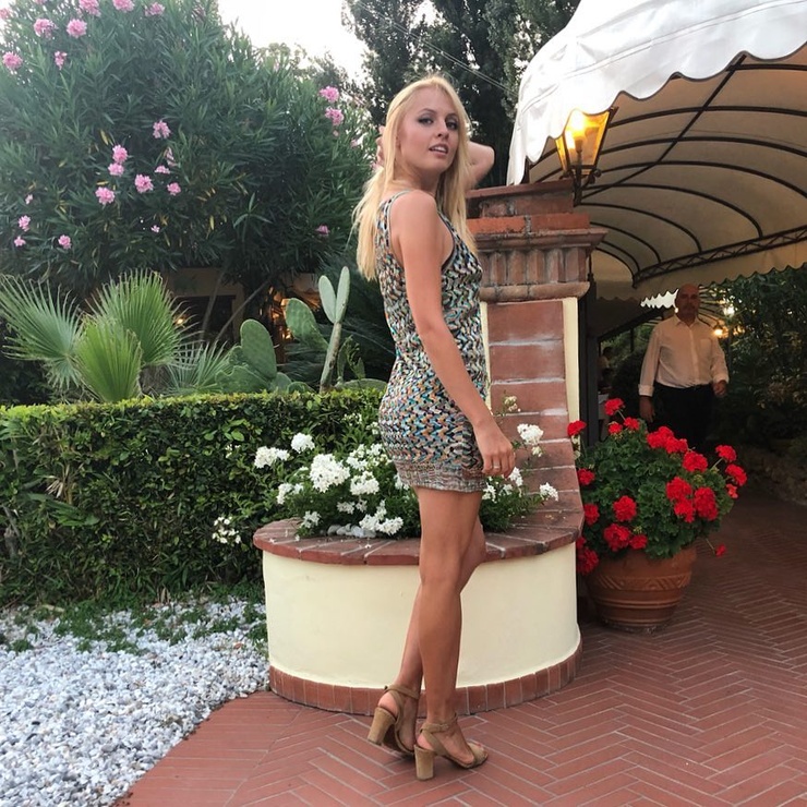 Picture of Yanina Studilina