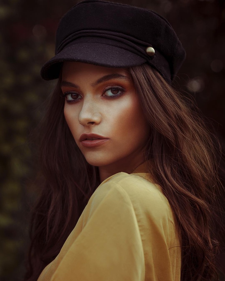 Picture of Laura Theresa