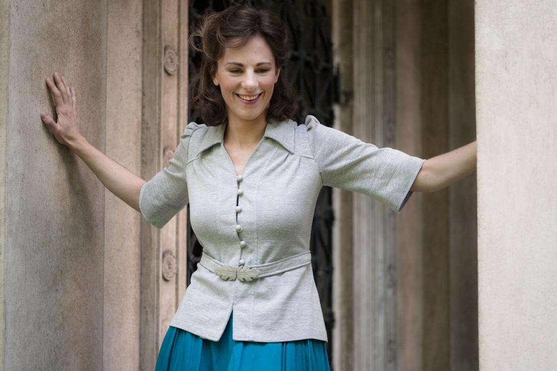 Julia Eder picture