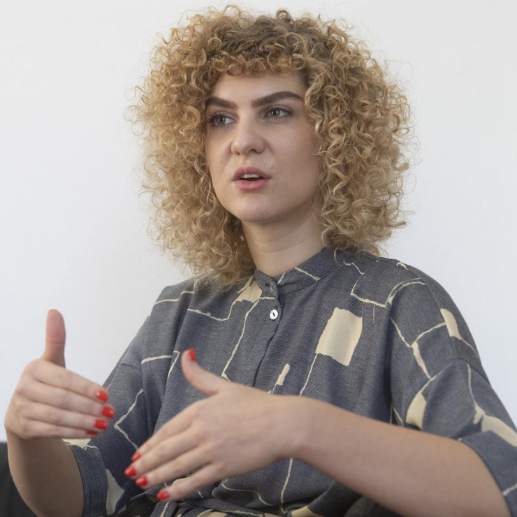 Picture of Laura Wiesböck