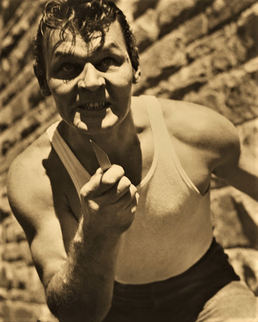 Picture of Leo Gordon