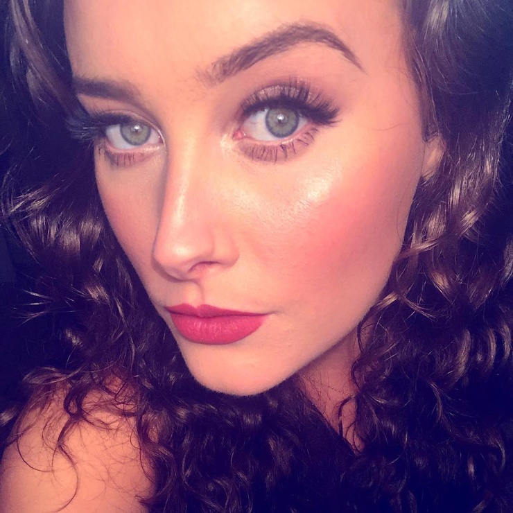 Picture of April Pearson