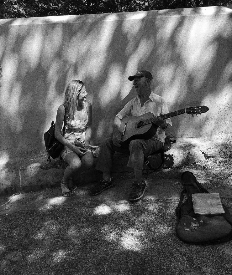 Picture of Allison Holton