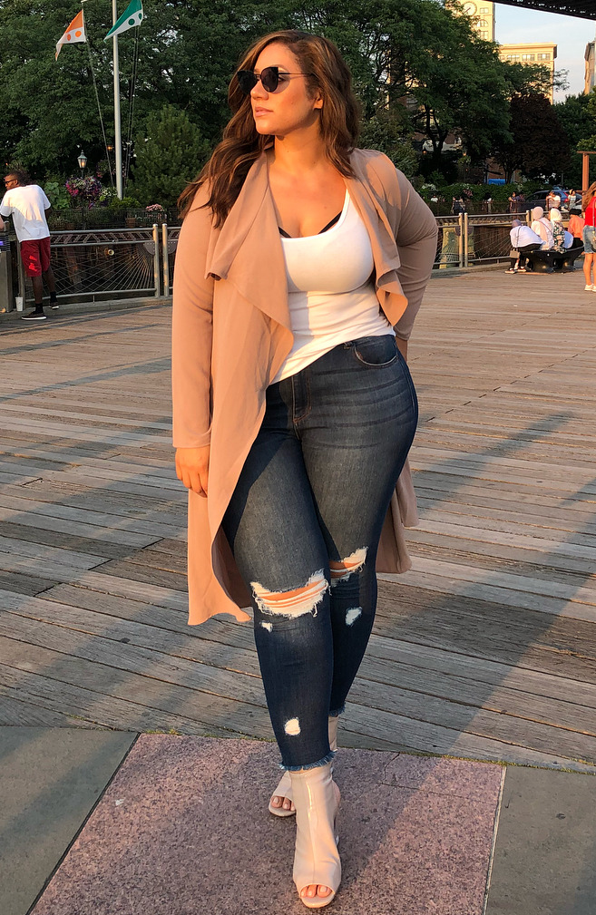Erica Lauren (Plus Size Model) picture
