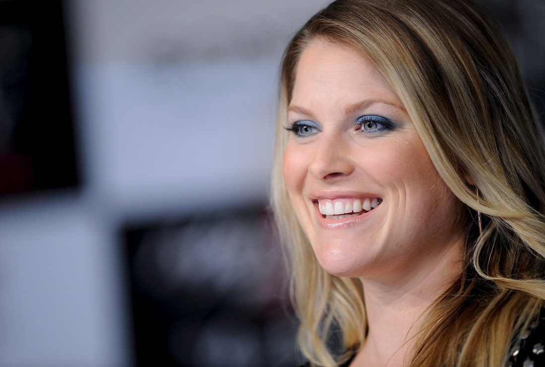 Ali Larter picture
