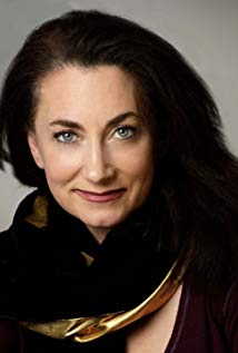 Picture of Lisa-Beth Harris