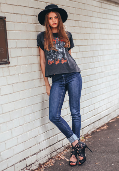 Picture of amelia ross