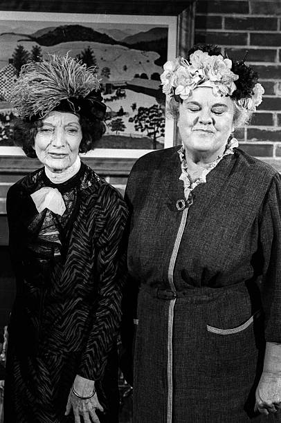Estelle Winwood, Reta Shaw