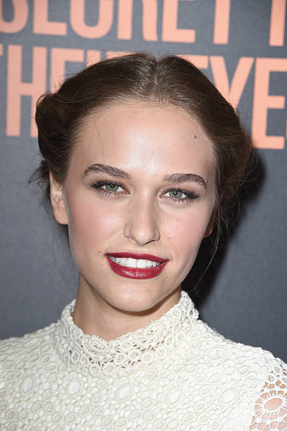 Picture of Zoe Graham