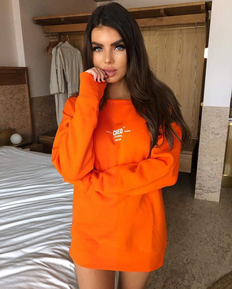 Picture of Nicole Thorne