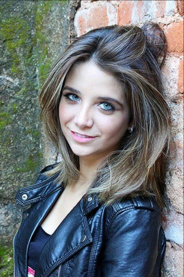 Image of Ana Vitoria Bastos