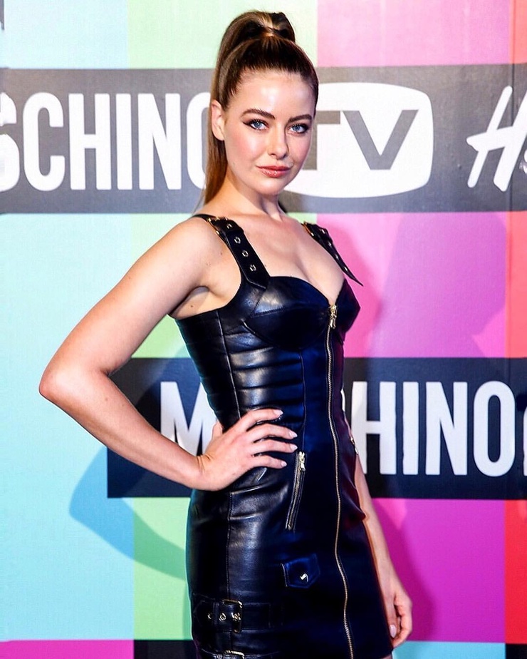 Picture of April Rose Pengilly