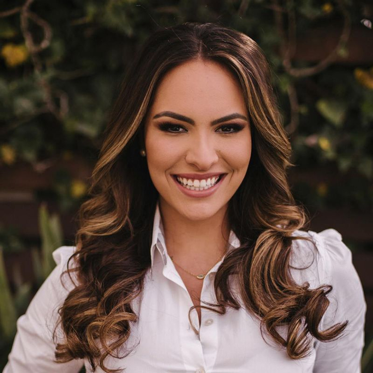 Picture of Maria Victoria Barros