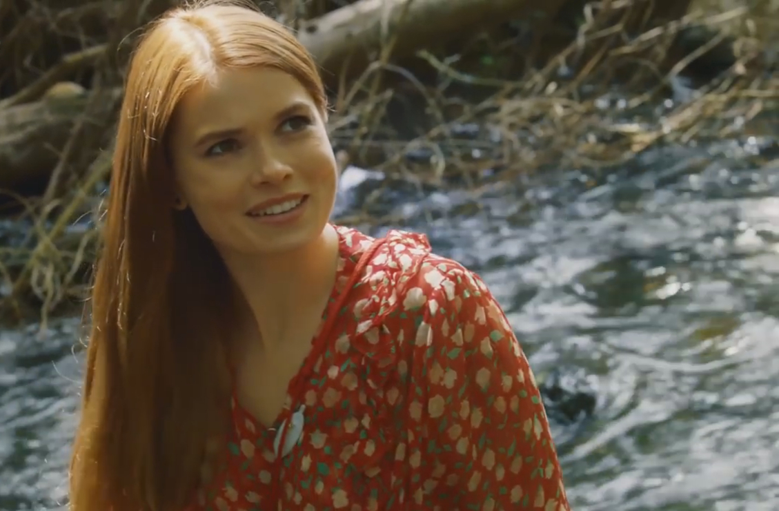 Picture of Zoe Moore