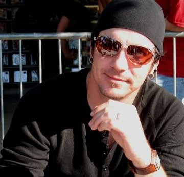 Adam Gontier picture