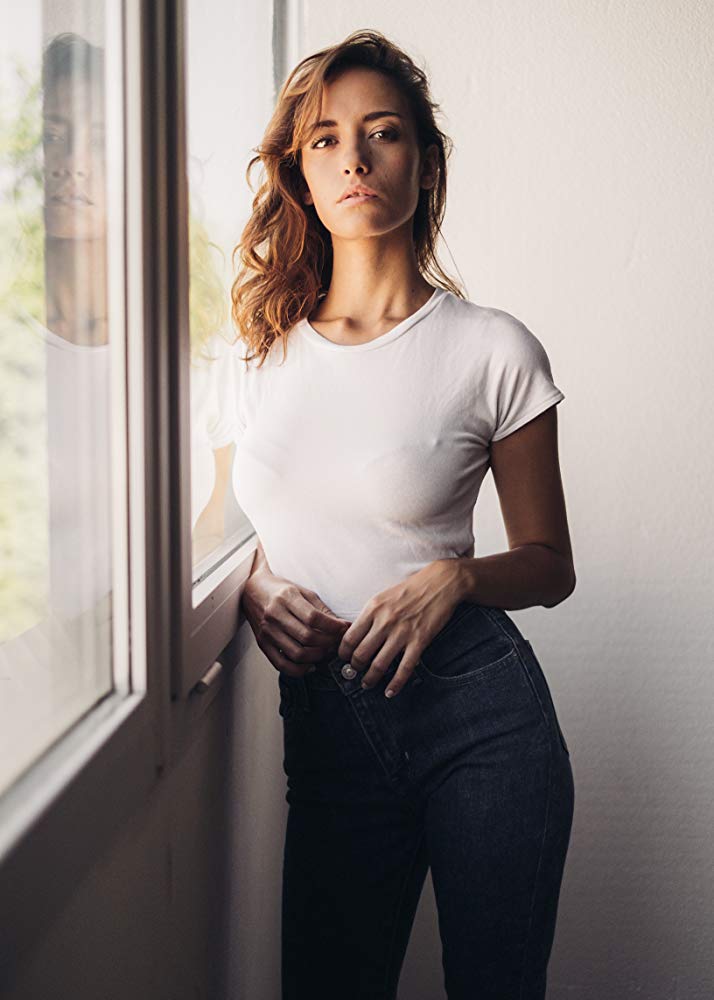 Tábata Cerezo picture