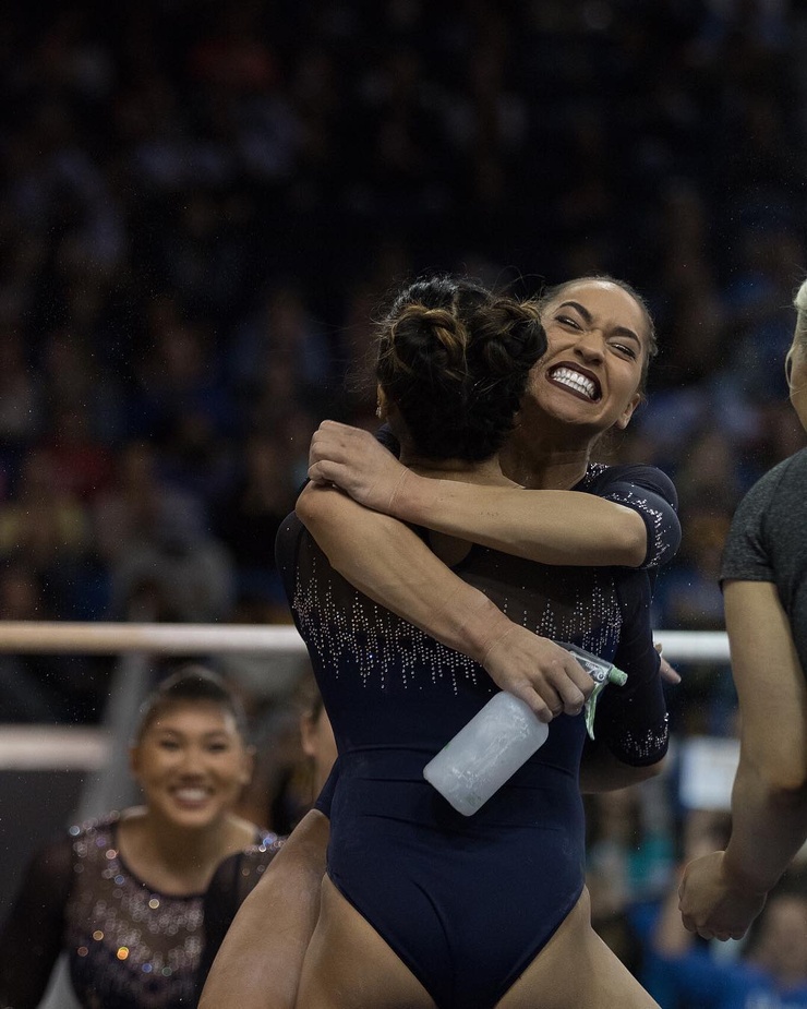 Peng-Peng Lee, Stella Savvidou