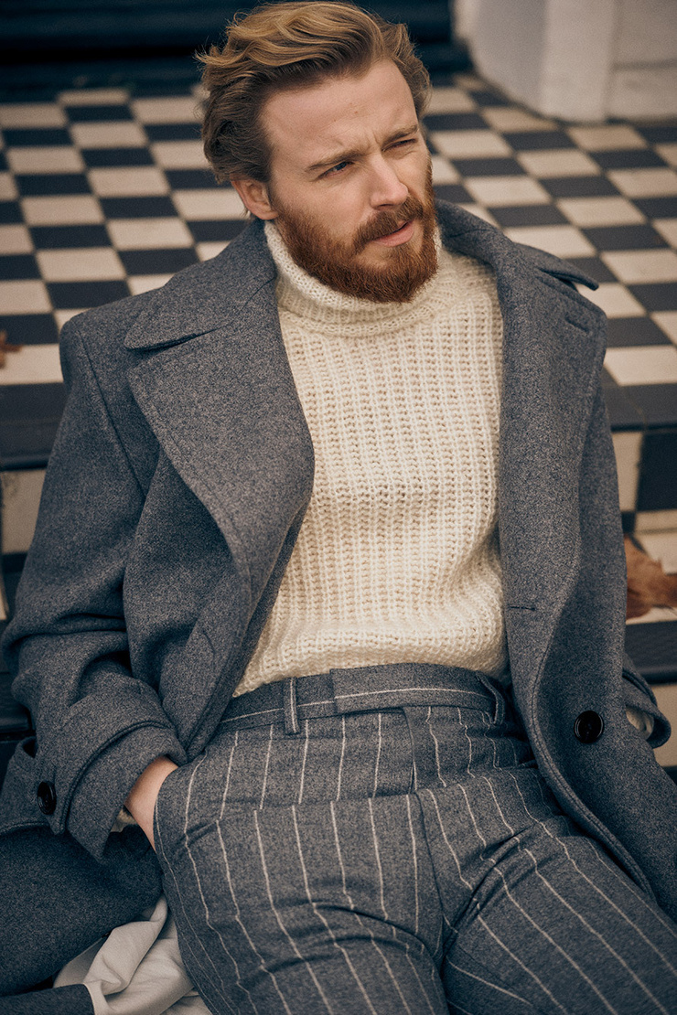 Picture of Jack Lowden