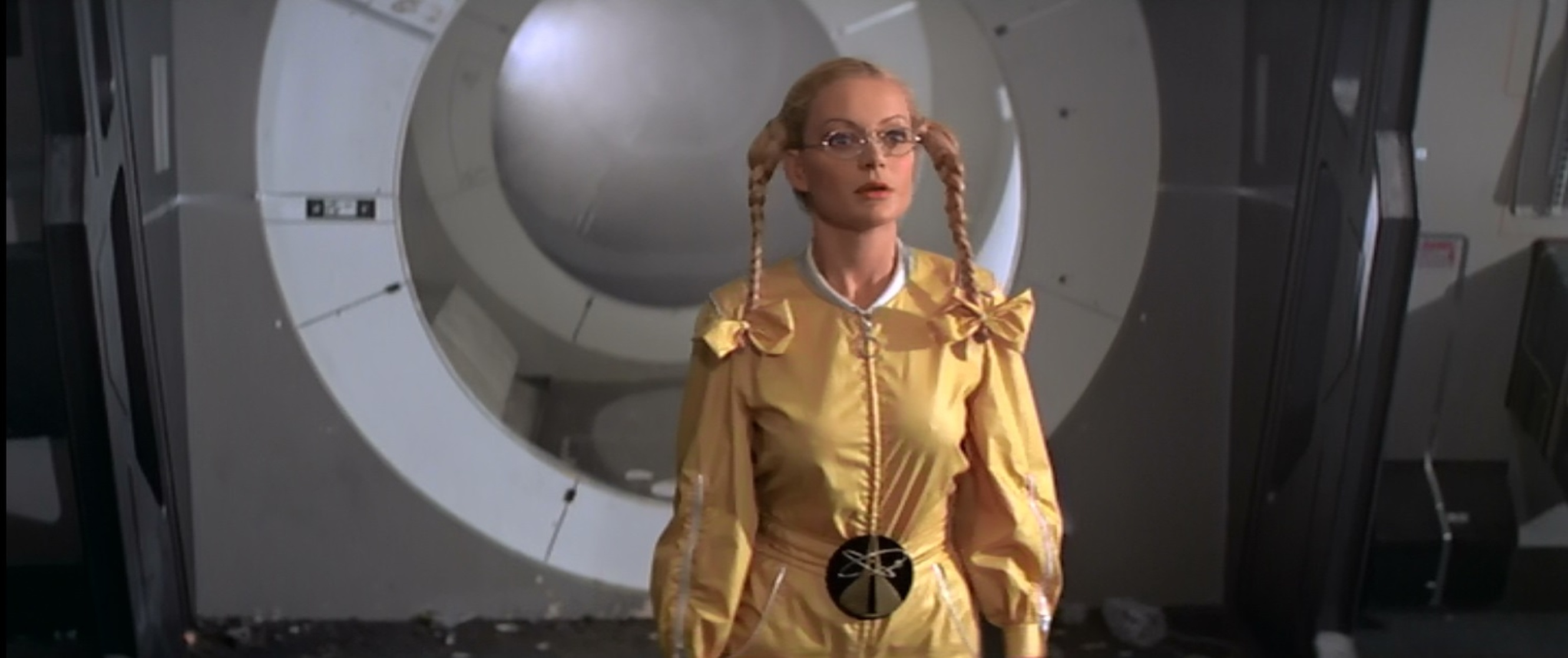 Blanche Ravalec picture