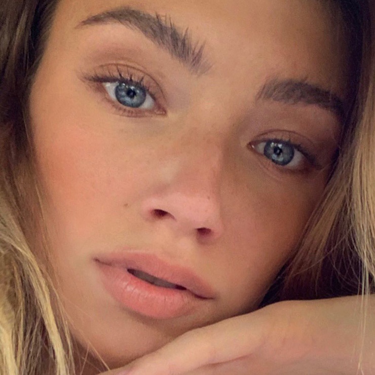 Picture of Lorena RAE