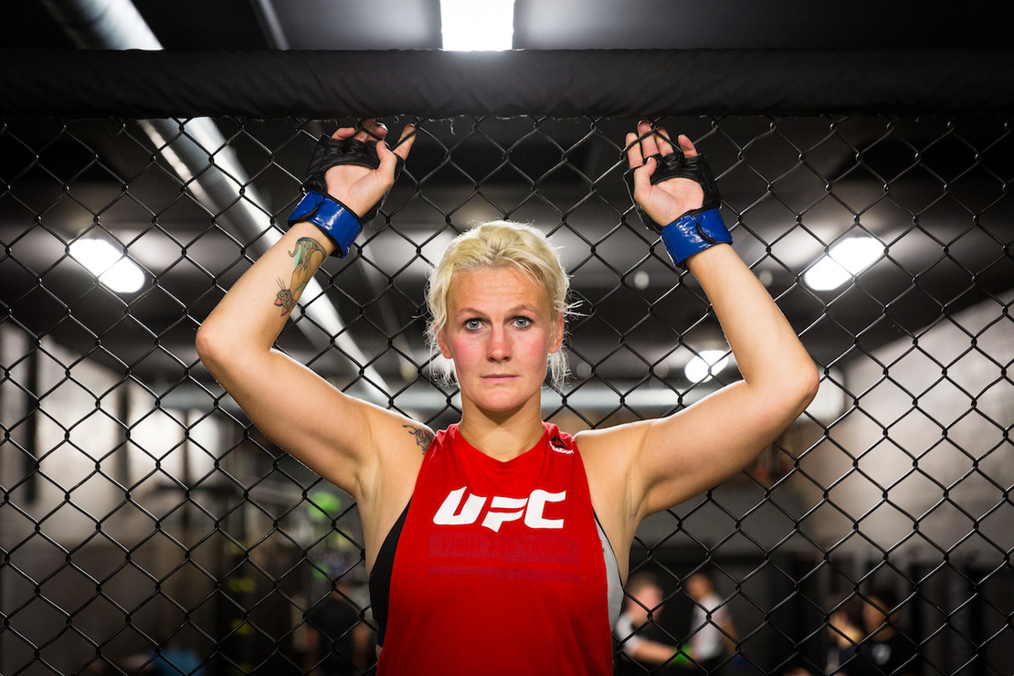 Cindy Dandois picture