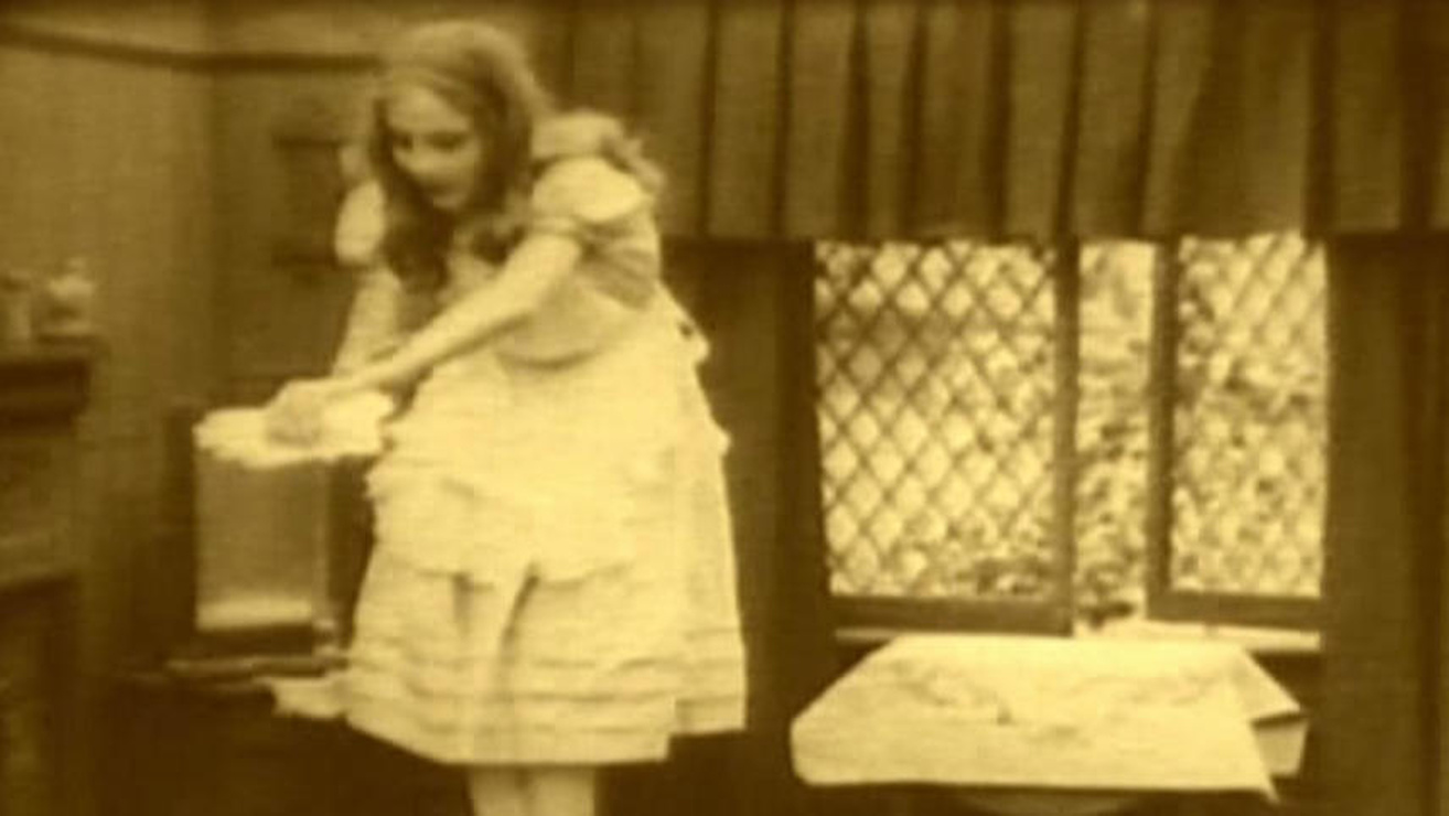 Picture of Viola Savoy