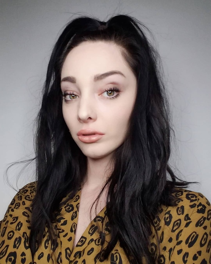Picture of Emma Dumont