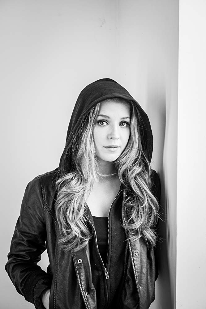 Hannah Endicott-Douglas picture