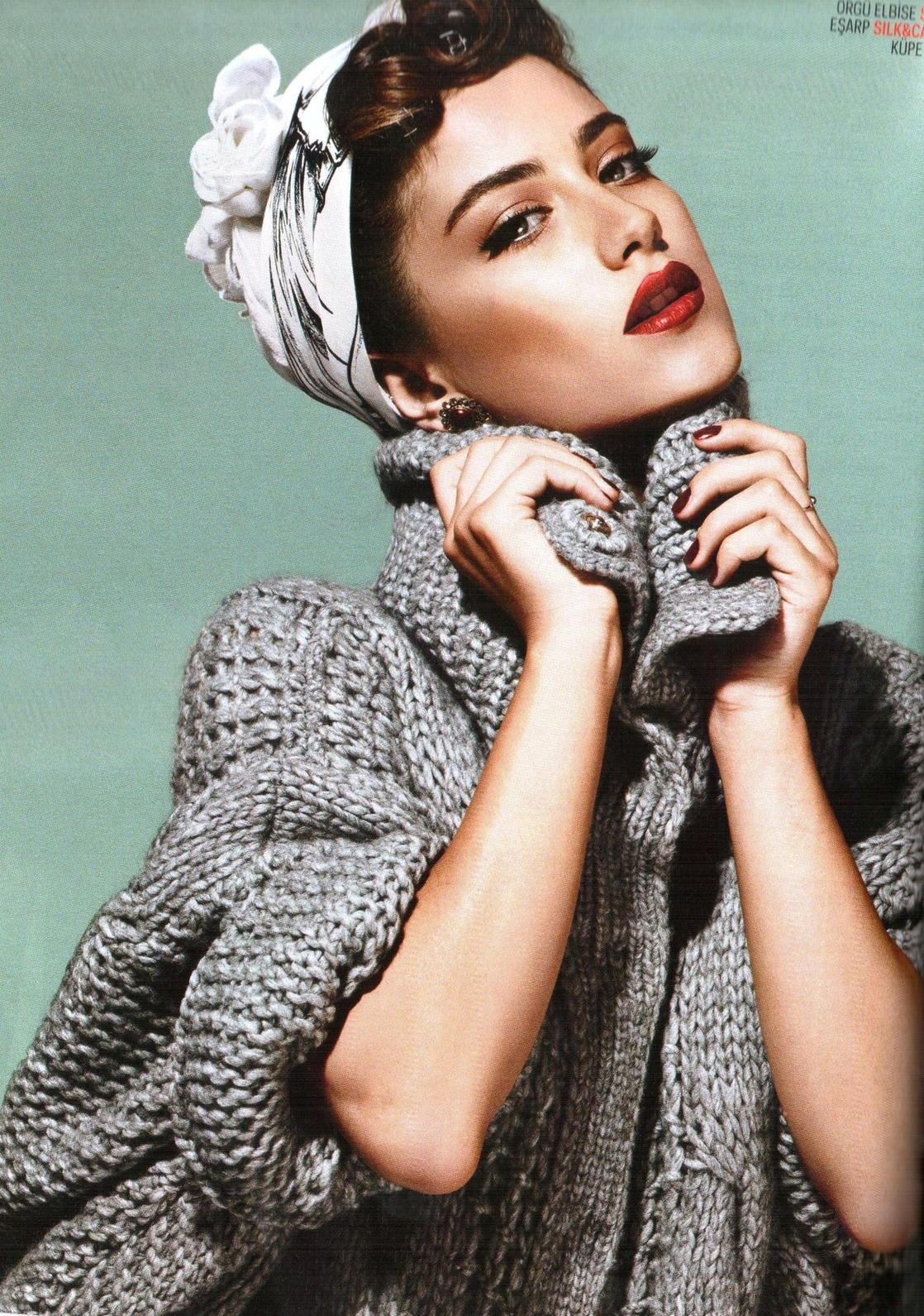 Picture of Hazal Kaya