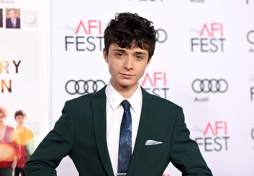 Lucas Jade Zumann picture