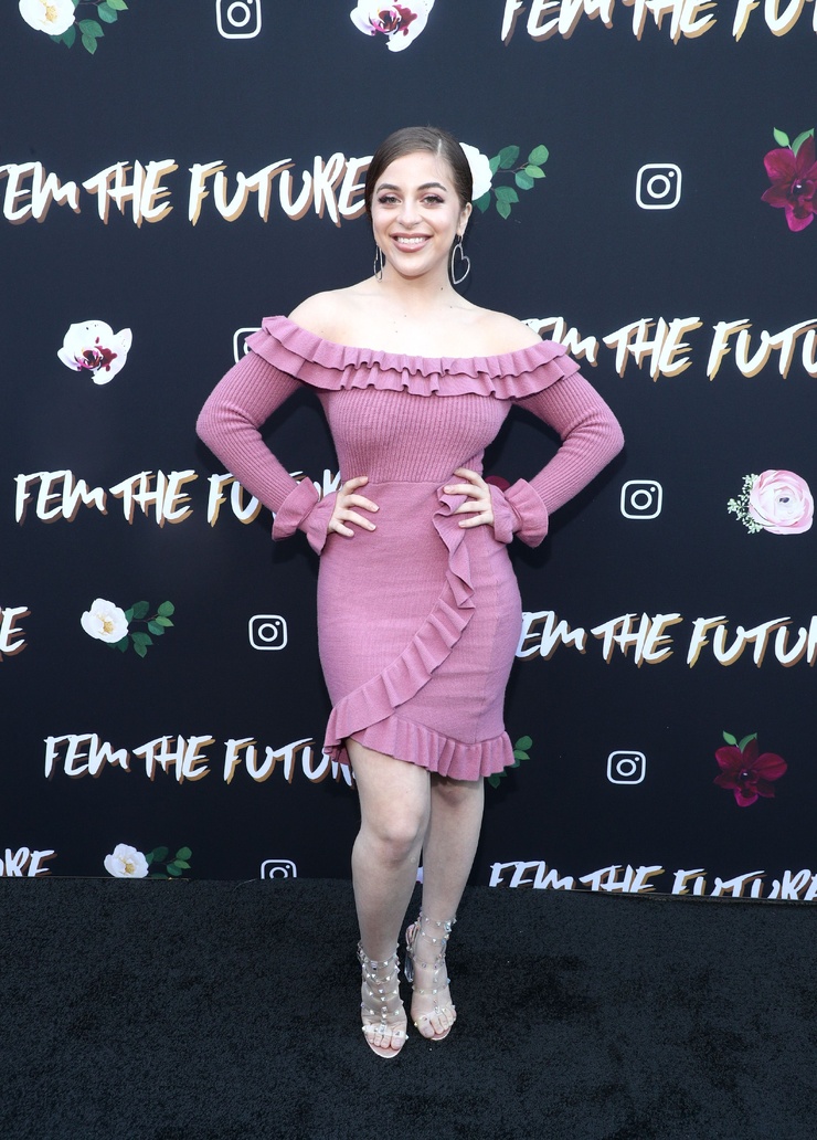 Ariel Martin picture