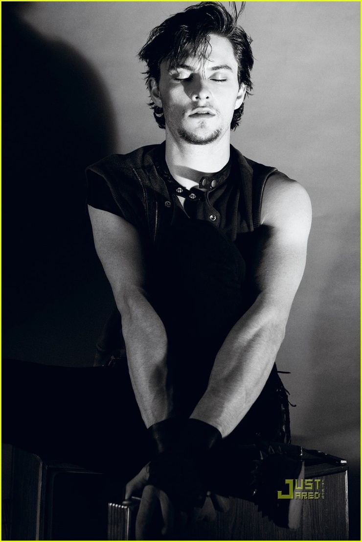 Picture of Shiloh Fernandez