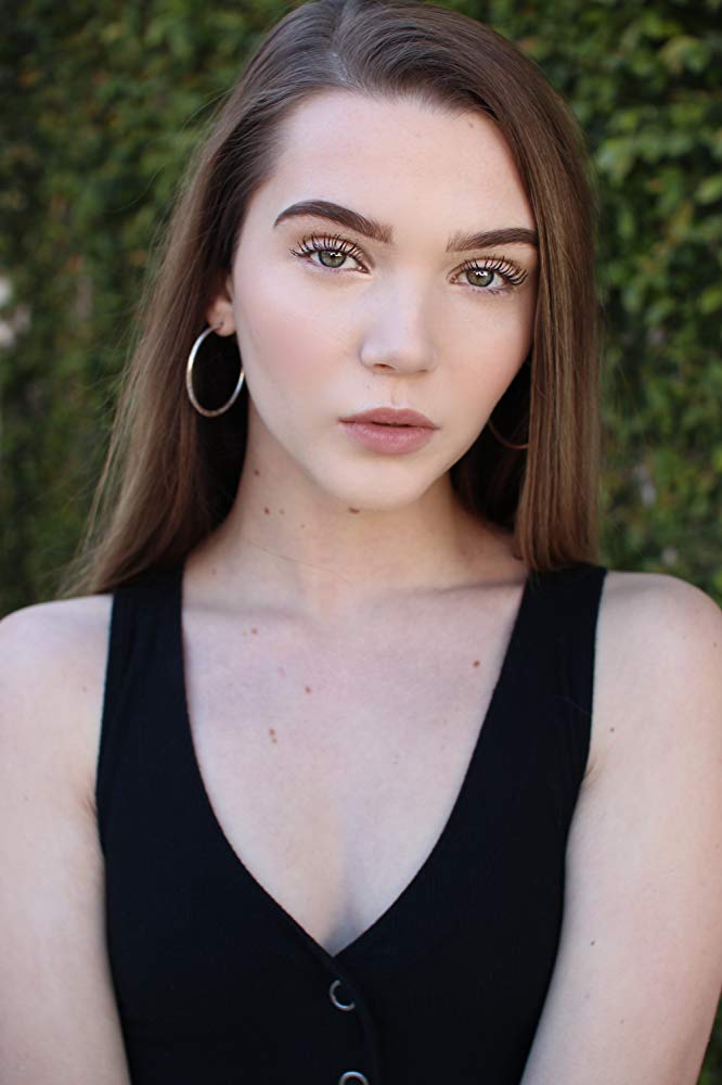 Picture of Paris Warner