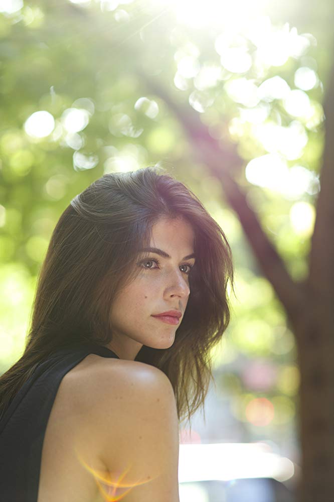 Stephanie Cayo picture