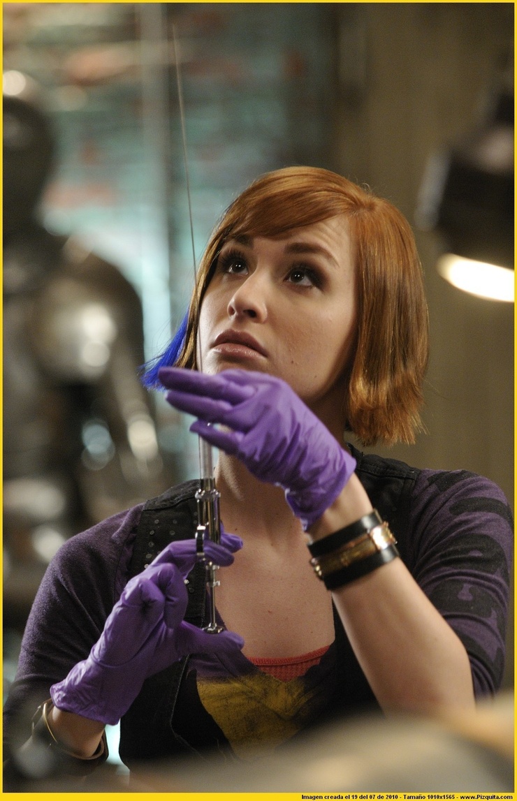 Picture of Allison Scagliotti