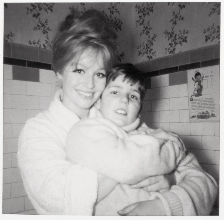 Picture of Sheree Winton