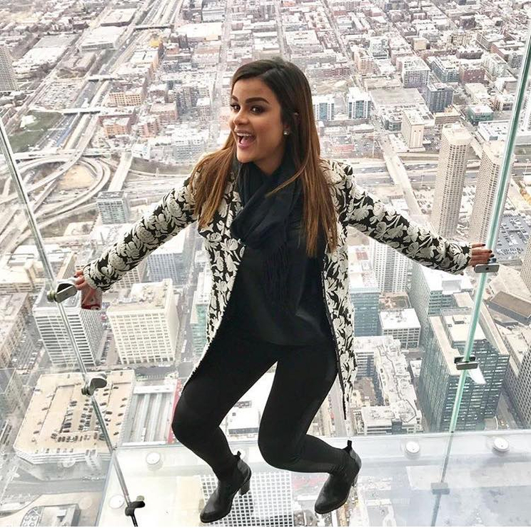 Clarissa Molina image