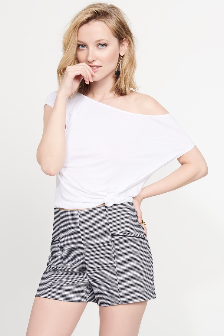 Picture of emily van raay