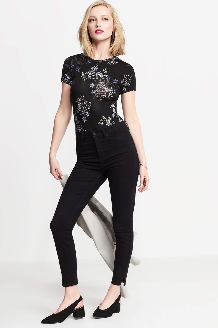 Picture of emily van raay