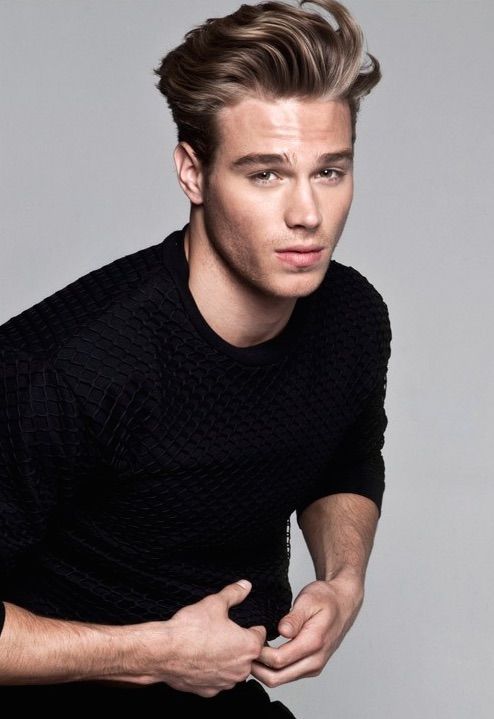 Image of Matthew Noszka