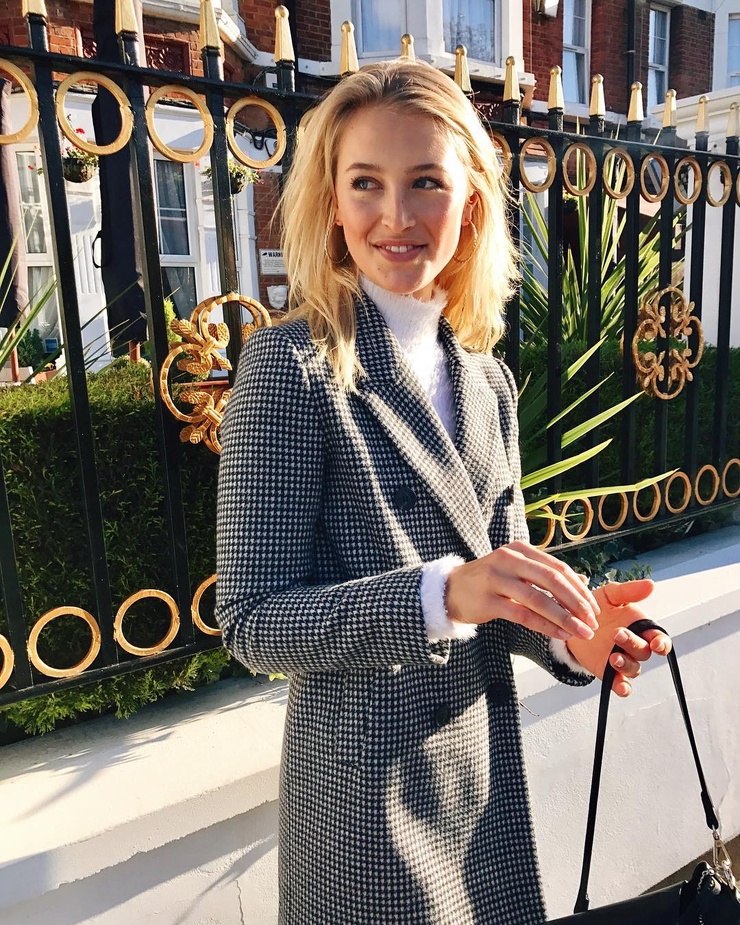 Picture of Lilly Lueesse