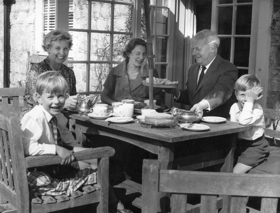 Picture of H.E. Bates