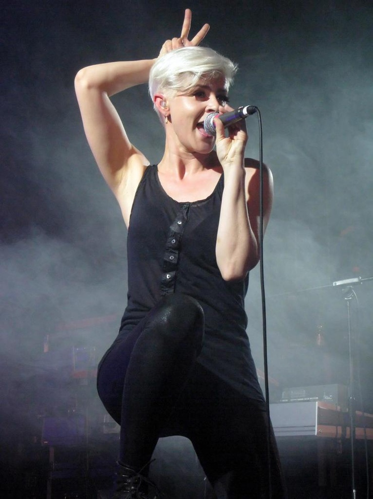 Image of Robyn