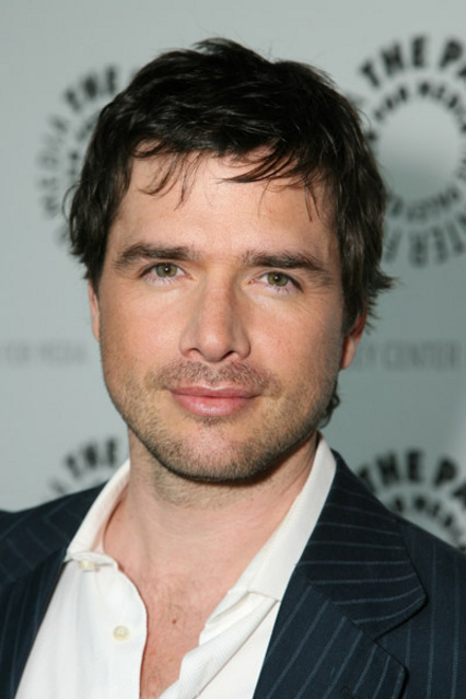 Image of Matthew Settle