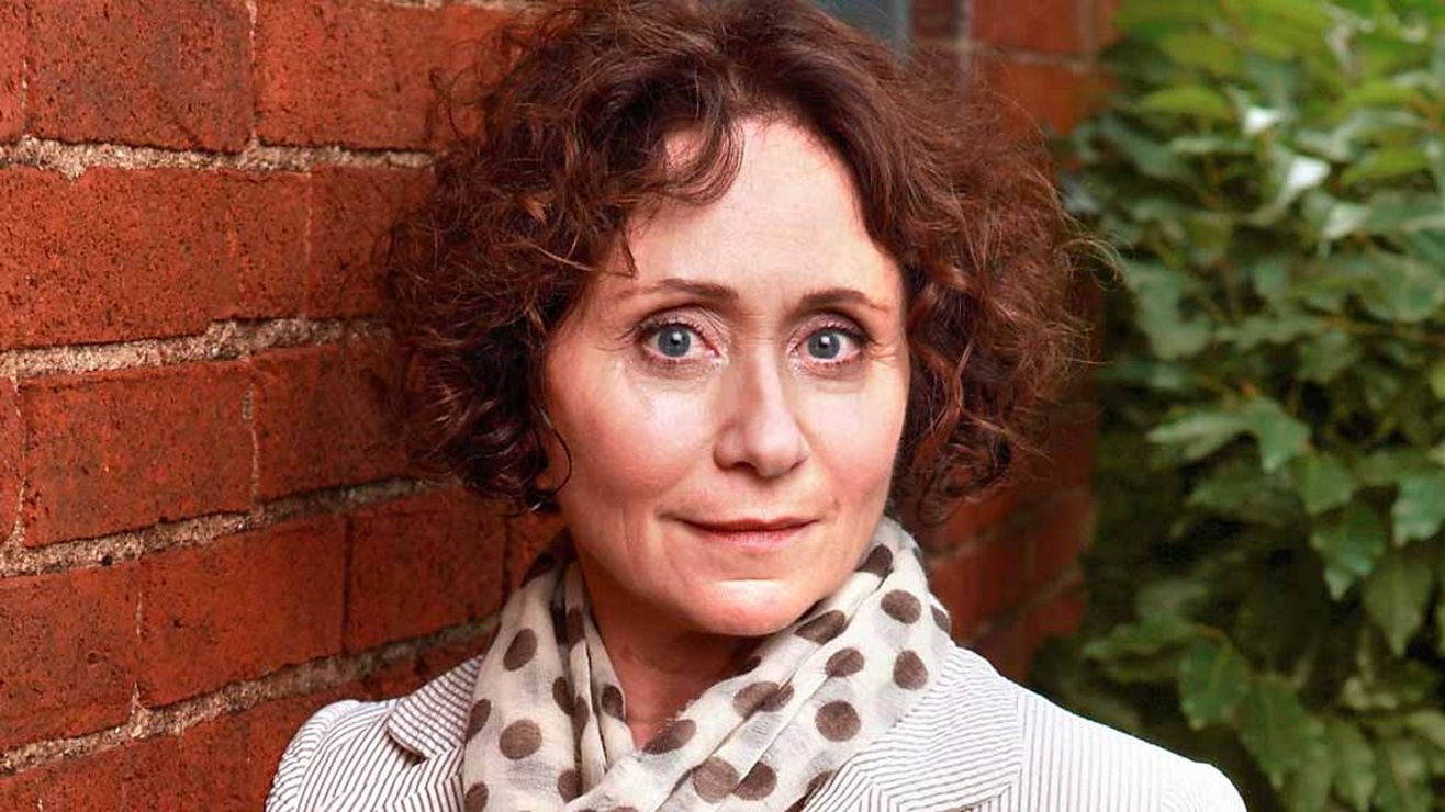 Alison Dowling image