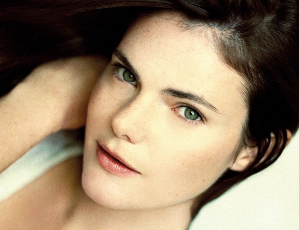 Picture of Emma Booth, model
